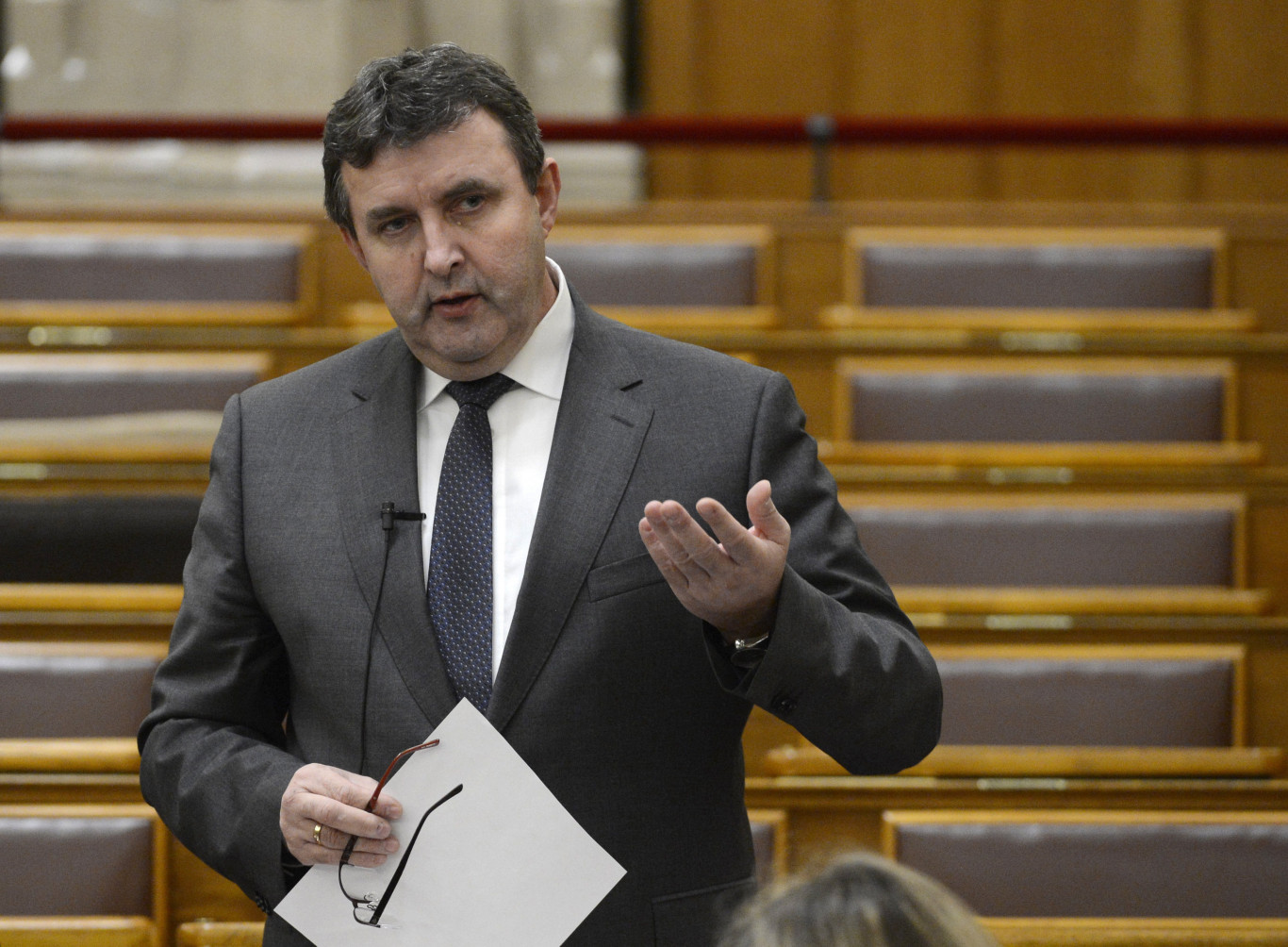 Palkovics: 2021-re 43 kilométeren 3 sávos lesz az M1-es