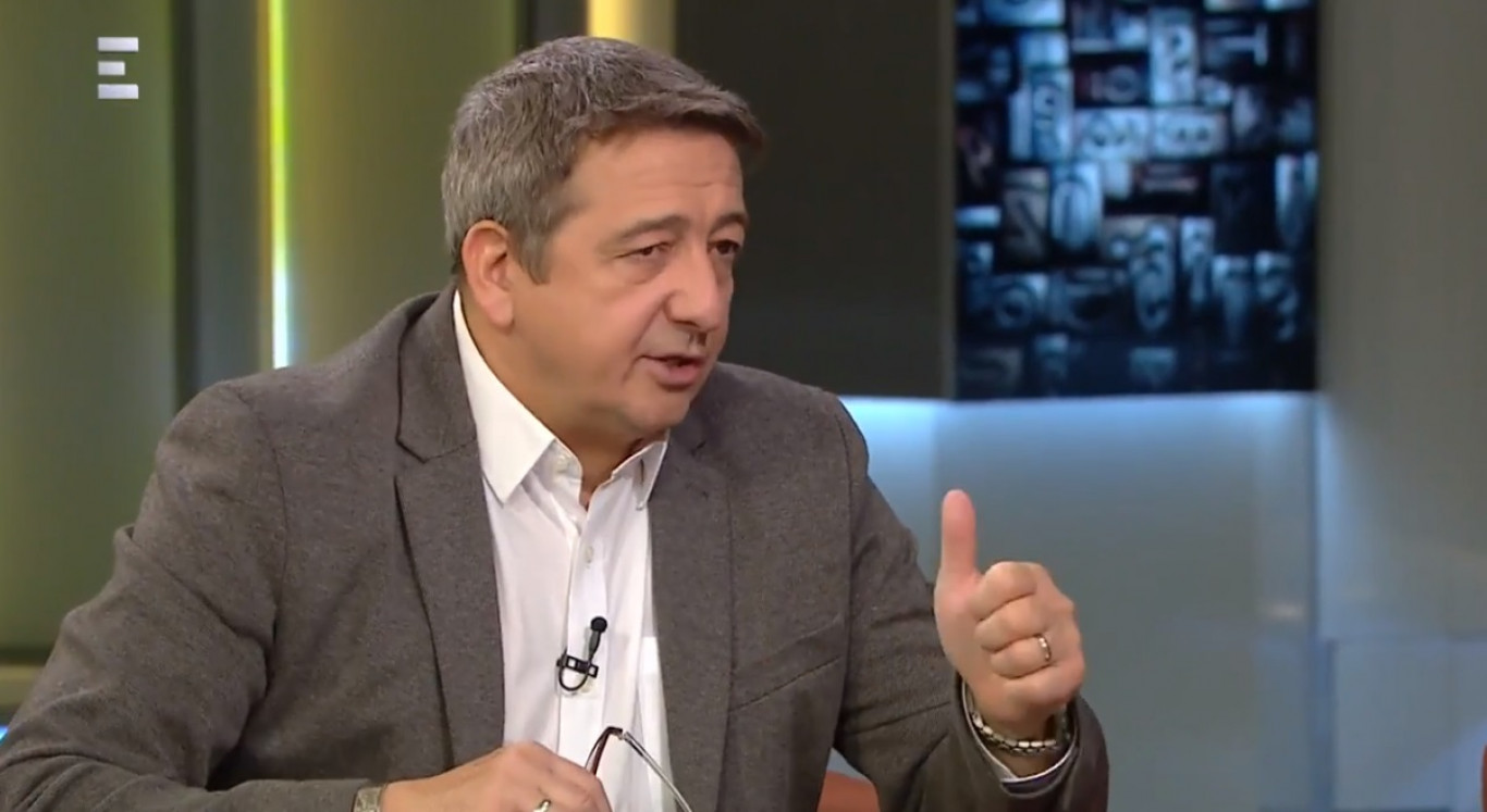 A Fidelitas azért szervezi be a tagjait nézőnek a Bayer Show-ba, mert ...