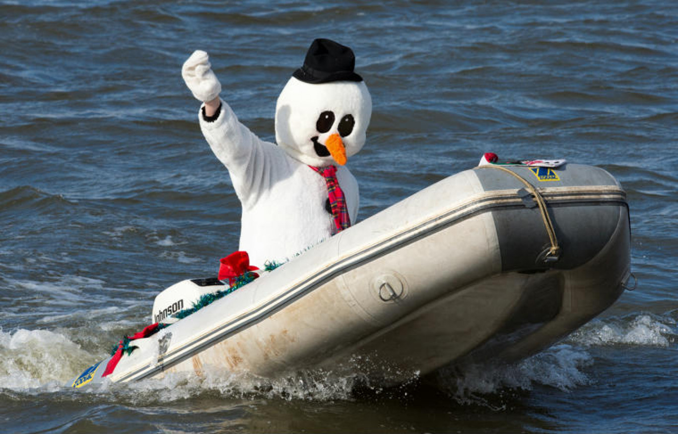 Süt a nap, de hideg van