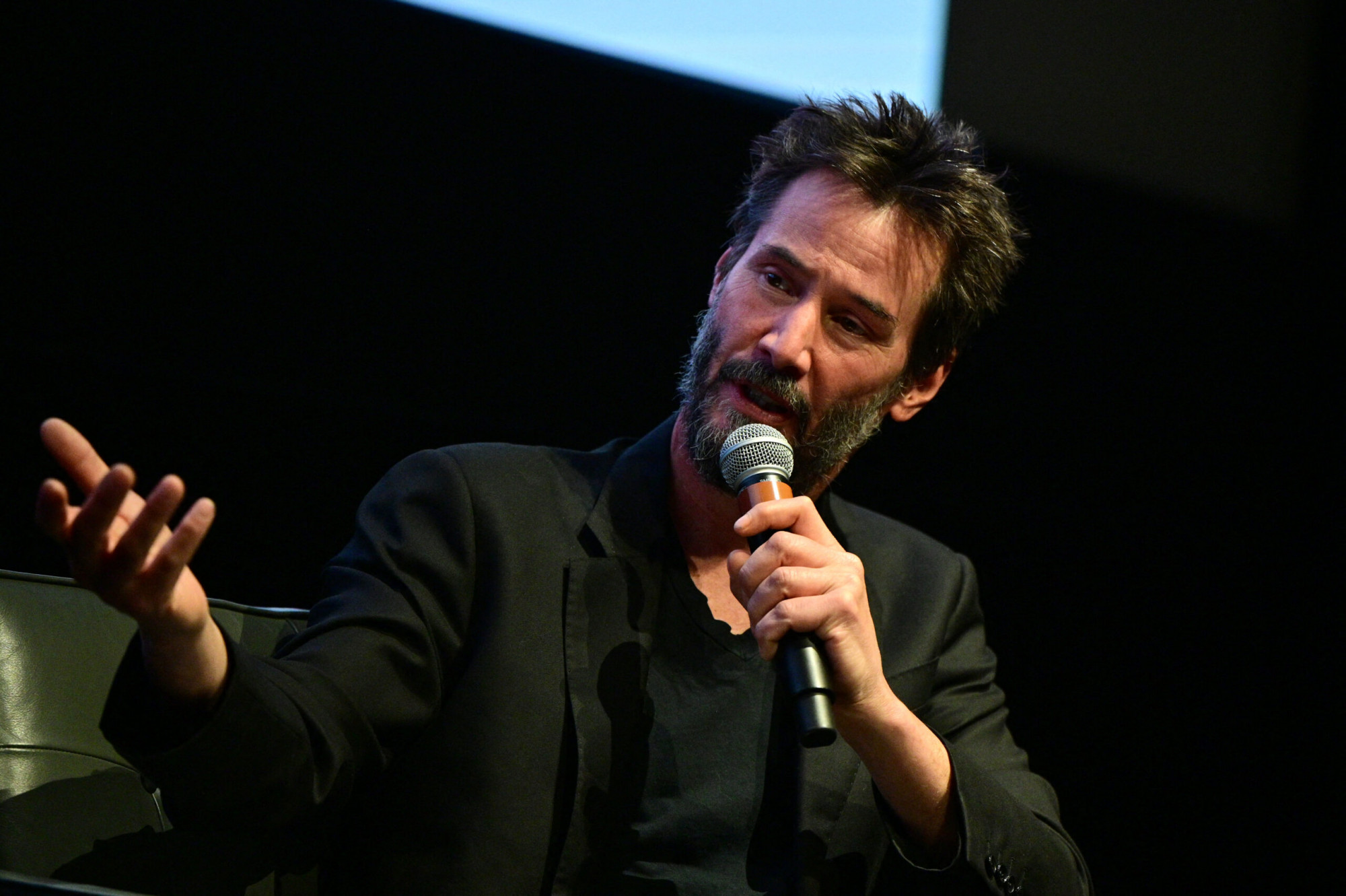 A meg nem történt vita: Elon Musk és Keanu Reeves „összecsapásáról ...