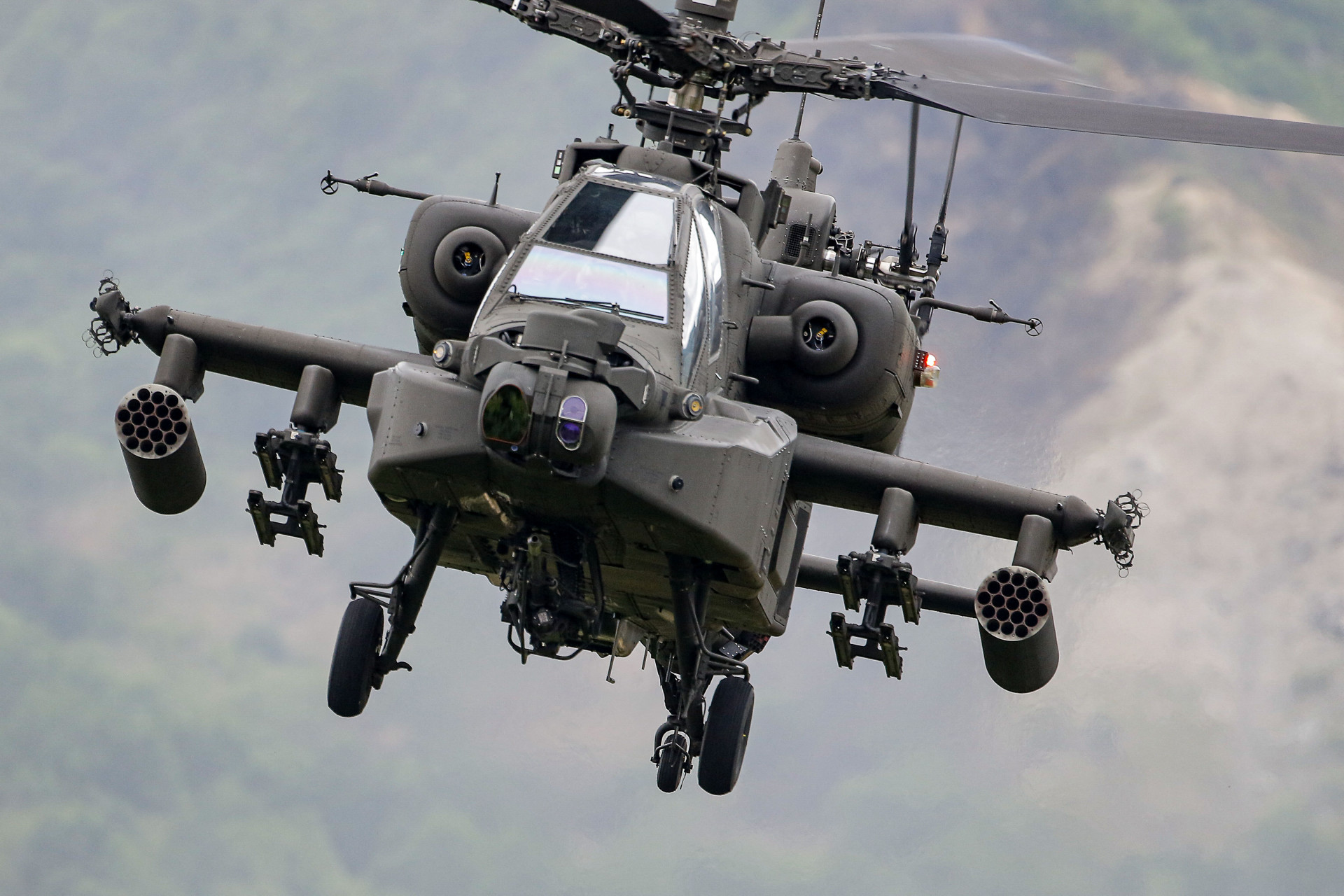 Az irániak lelőtték az amerikai haderő egy Apache helikopterét